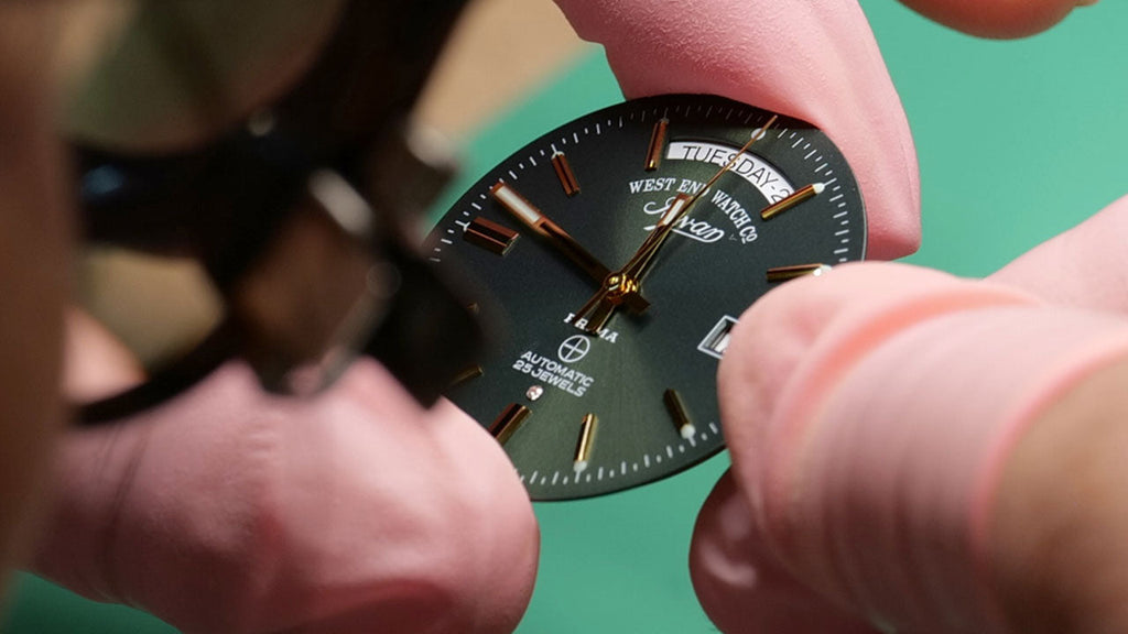 Top 5 Features That Define a West End Watch